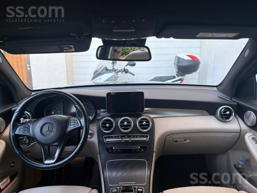 Синий Мерседес ГЛЦ 220 2019 в Рига, объемом двигателя 2.20 л и пробегом 170 тыс. км за 25500 €, фото 8 на AUTOMOTO.COM.LV