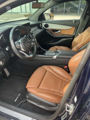 Blue Mercedes-Benz GLC 220 2020 in Vilnius, with an engine capacity of 1.95 L and mileage of 43 thousand km for 31500 €, photo 3 on AUTOMOTO.COM.LV
