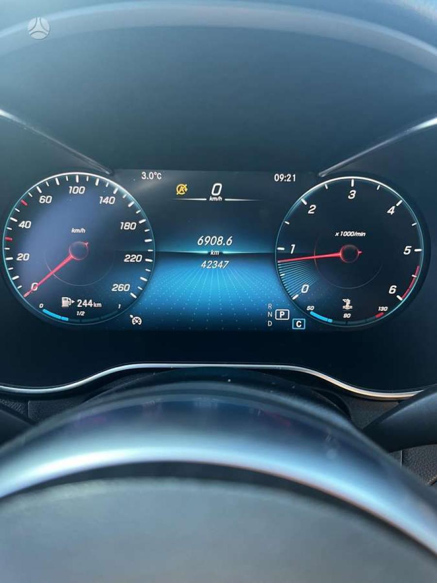 Blue Mercedes-Benz GLC 220 2020 in Vilnius, with an engine capacity of 1.95 L and mileage of 43 thousand km for 31500 €, photo 12 on AUTOMOTO.COM.LV