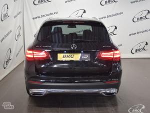 Brown Mercedes-Benz GLC 220 2017 in Riga, with an engine capacity of 2.20 L and mileage of 255 thousand km for 19900 €, photo 26 on AUTOMOTO.COM.LV