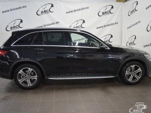 Brown Mercedes-Benz GLC 220 2017 in Riga, with an engine capacity of 2.20 L and mileage of 255 thousand km for 19900 €, photo 28 on AUTOMOTO.COM.LV