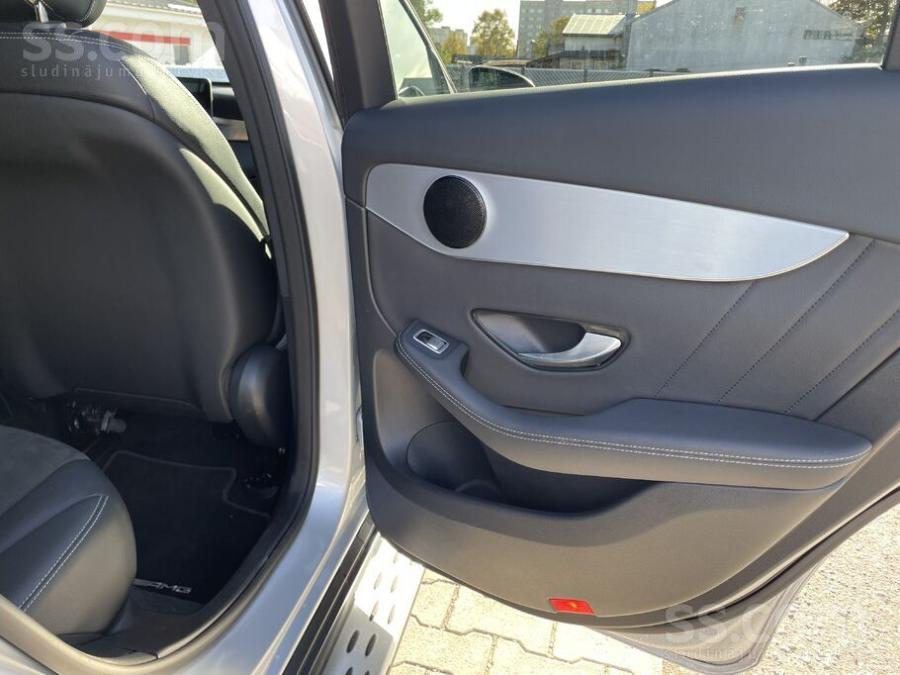 Mercedes-Benz GLC 220 2019 Liepāja, ar dzinēja tilpumu 2.20 L un nobraukumu 55 tūkst. km par 34000 €, foto 12 vietnē AUTOMOTO.COM.LV