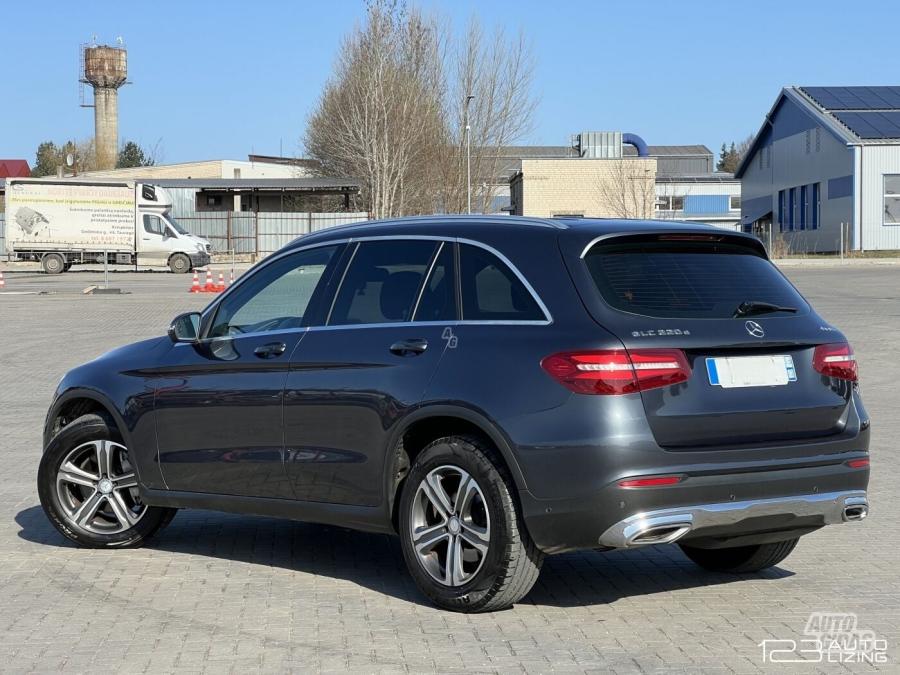 Mercedes-Benz GLC 220 2016 in Taurage, with an engine capacity of 2.20 L and mileage of 237 thousand km for 16900 €, photo 6 on AUTOMOTO.COM.LV
