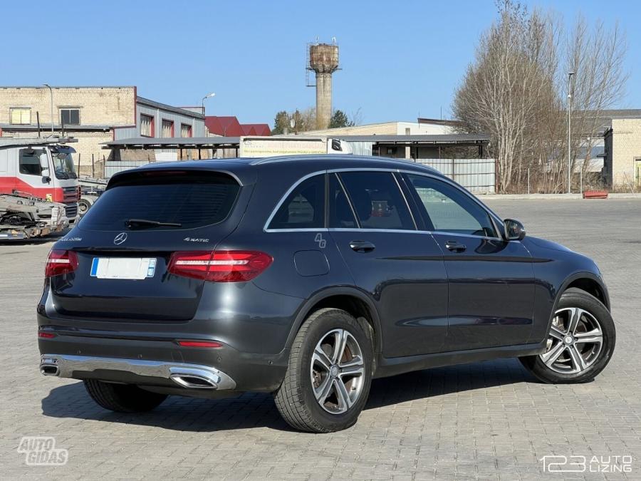Mercedes-Benz GLC 220 2016 in Taurage, with an engine capacity of 2.20 L and mileage of 237 thousand km for 16900 €, photo 8 on AUTOMOTO.COM.LV