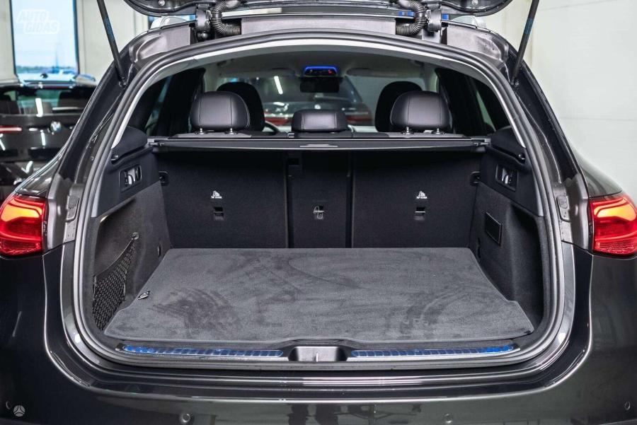 Mercedes-Benz GLC 220 2025 in Marijampole, with an engine capacity of 2.00 L and mileage of 8 thousand km for 47250 €, photo 12 on AUTOMOTO.COM.LV
