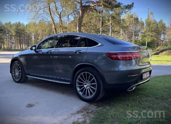 Grey Mercedes-Benz GLC 220 2016 in Jurmala, with an engine capacity of 2.20 L and mileage of 224 thousand km for 23500 €, photo 8 on AUTOMOTO.COM.LV