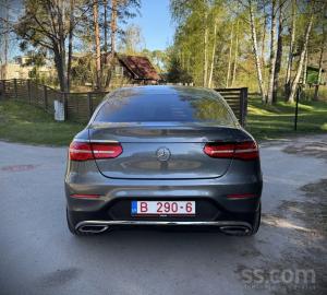 Grey Mercedes-Benz GLC 220 2016 in Jurmala, with an engine capacity of 2.20 L and mileage of 224 thousand km for 23500 €, photo 13 on AUTOMOTO.COM.LV