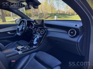 Grey Mercedes-Benz GLC 220 2016 in Jurmala, with an engine capacity of 2.20 L and mileage of 224 thousand km for 23500 €, photo 16 on AUTOMOTO.COM.LV