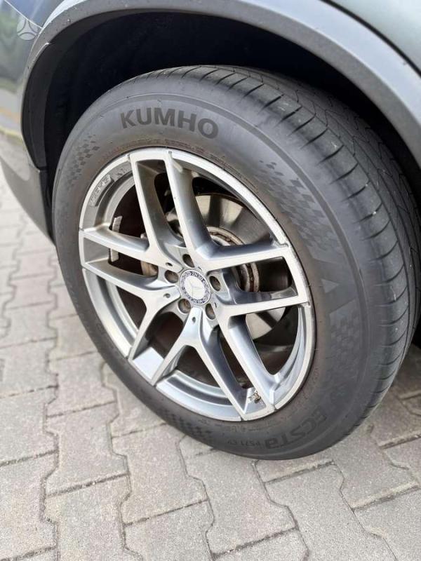 Pelēks Mercedes-Benz GLC 220 2016 Klaipėda, ar dzinēja tilpumu 2.14 L un nobraukumu 175 tūkst. km par 24200 €, foto 4 vietnē AUTOMOTO.COM.LV