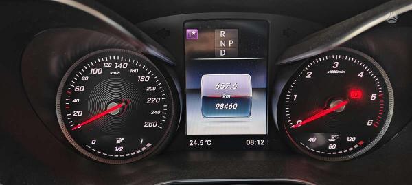Grey Mercedes-Benz GLC 220 2017 in Kaunas, with an engine capacity of 2.20 L and mileage of 98 thousand km for 26000 €, photo 6 on AUTOMOTO.COM.LV