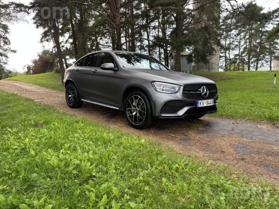Pelēks Mercedes-Benz GLC 220 2021 Rīga, ar dzinēja tilpumu 2.00 L un nobraukumu 103 tūkst. km par 48500 €, foto 3 vietnē AUTOMOTO.COM.LV