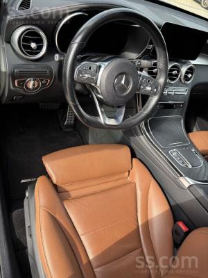 Pelēks Mercedes-Benz GLC 220 2021 Rīga, ar dzinēja tilpumu 2.00 L un nobraukumu 103 tūkst. km par 48500 €, foto 14 vietnē AUTOMOTO.COM.LV
