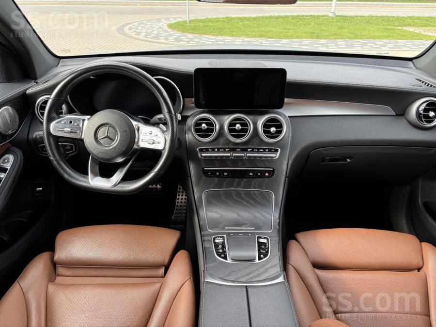 Pelēks Mercedes-Benz GLC 220 2021 Rīga, ar dzinēja tilpumu 2.00 L un nobraukumu 103 tūkst. km par 48500 €, foto 16 vietnē AUTOMOTO.COM.LV
