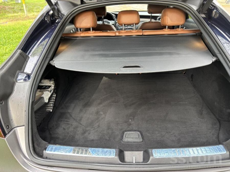 Pelēks Mercedes-Benz GLC 220 2021 Rīga, ar dzinēja tilpumu 2.00 L un nobraukumu 103 tūkst. km par 48500 €, foto 21 vietnē AUTOMOTO.COM.LV