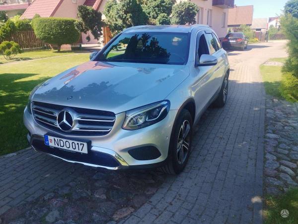 Pelēks Mercedes-Benz GLC 220 2015 Šilutė, ar dzinēja tilpumu 2.14 L un nobraukumu 243 tūkst. km par 16500 €, foto 2 vietnē AUTOMOTO.COM.LV