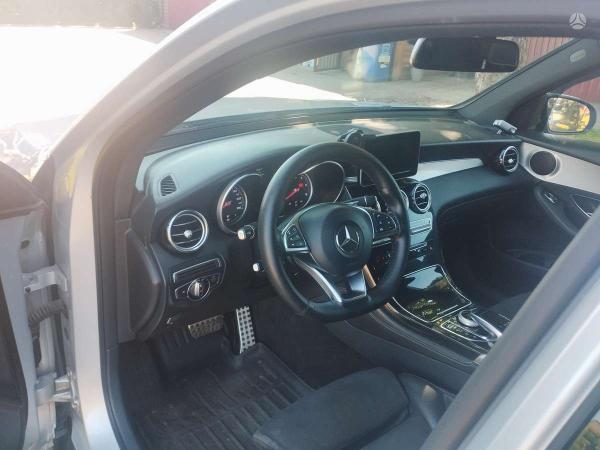 Pelēks Mercedes-Benz GLC 220 2015 Šilutė, ar dzinēja tilpumu 2.14 L un nobraukumu 243 tūkst. km par 16500 €, foto 6 vietnē AUTOMOTO.COM.LV