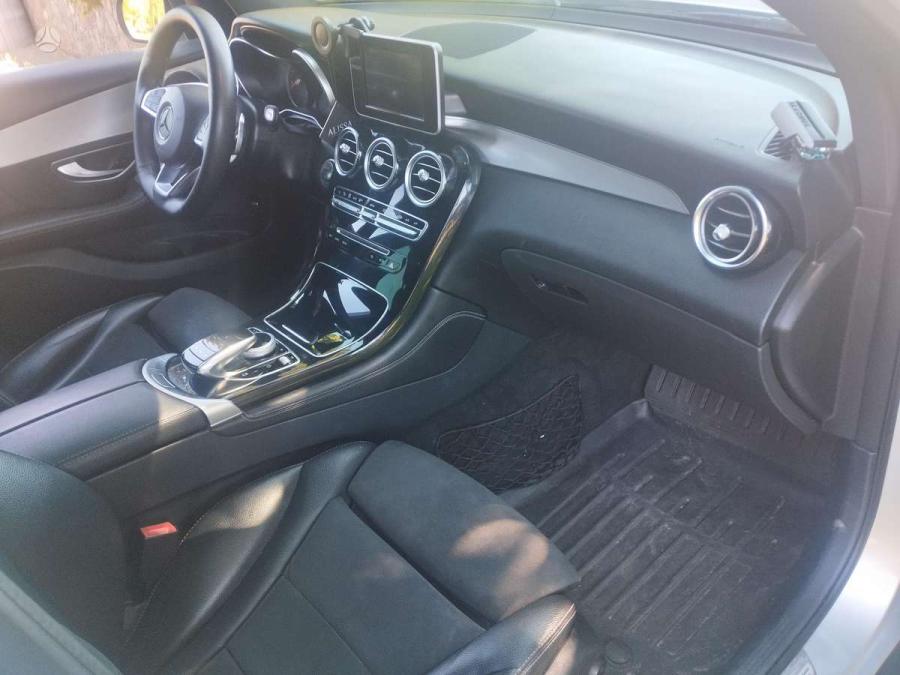 Pelēks Mercedes-Benz GLC 220 2015 Šilutė, ar dzinēja tilpumu 2.14 L un nobraukumu 243 tūkst. km par 16500 €, foto 12 vietnē AUTOMOTO.COM.LV