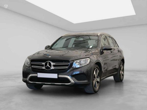 Pelēks Mercedes-Benz GLC 220 2015 Kauņa, ar dzinēja tilpumu 2.20 L un nobraukumu 192 tūkst. km par 17990 €, foto 1 vietnē AUTOMOTO.COM.LV