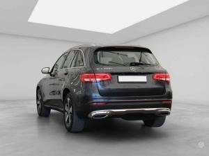 Pelēks Mercedes-Benz GLC 220 2015 Kauņa, ar dzinēja tilpumu 2.20 L un nobraukumu 192 tūkst. km par 17990 €, foto 3 vietnē AUTOMOTO.COM.LV