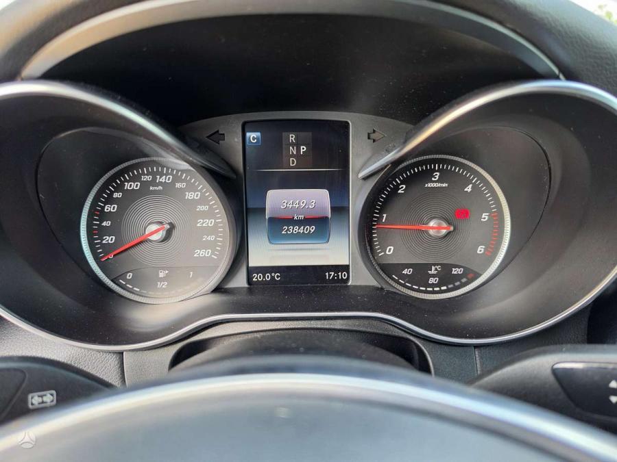 Grey Mercedes-Benz GLC 220 2015 in Kaunas, with an engine capacity of 2.14 L and mileage of 238 thousand km for 15550 €, photo 17 on AUTOMOTO.COM.LV