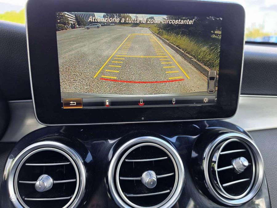 Grey Mercedes-Benz GLC 220 2015 in Kaunas, with an engine capacity of 2.14 L and mileage of 238 thousand km for 15550 €, photo 18 on AUTOMOTO.COM.LV