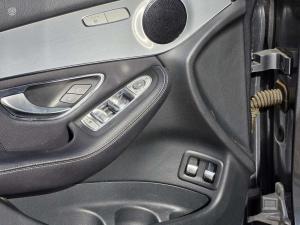 Grey Mercedes-Benz GLC 220 2015 in Kaunas, with an engine capacity of 2.14 L and mileage of 238 thousand km for 15550 €, photo 21 on AUTOMOTO.COM.LV