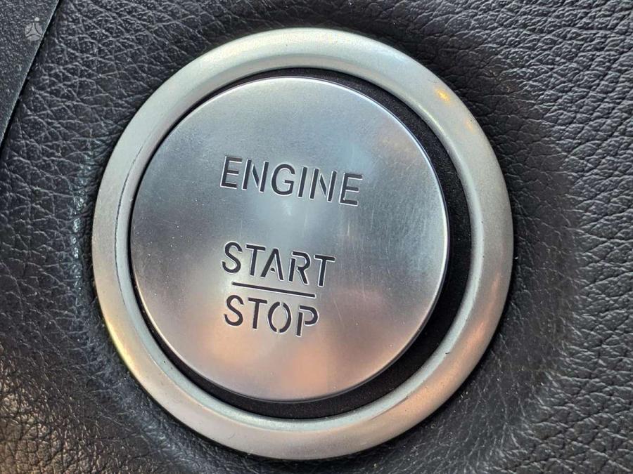 Grey Mercedes-Benz GLC 220 2015 in Kaunas, with an engine capacity of 2.14 L and mileage of 238 thousand km for 15550 €, photo 26 on AUTOMOTO.COM.LV