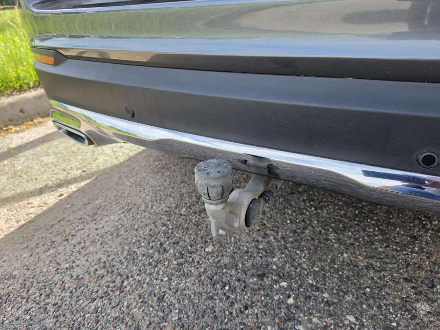 Grey Mercedes-Benz GLC 220 2015 in Kaunas, with an engine capacity of 2.14 L and mileage of 238 thousand km for 15550 €, photo 30 on AUTOMOTO.COM.LV