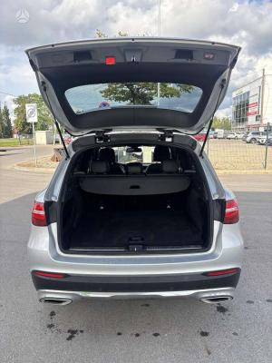 Pelēks Mercedes-Benz GLC 220 2015 Tauragė, ar dzinēja tilpumu 2.14 L un nobraukumu 260 tūkst. km par 13900 €, foto 26 vietnē AUTOMOTO.COM.LV