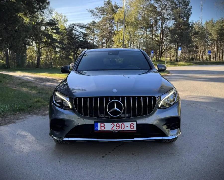 Grey Mercedes-Benz GLC 220 2016 in Jurmala, with an engine capacity of 2.20 L and mileage of 224 thousand km for 22000 €, photo 12 on AUTOMOTO.COM.LV