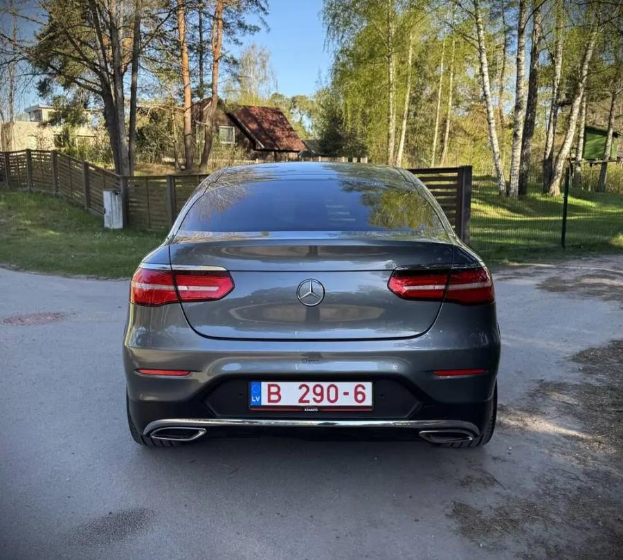 Grey Mercedes-Benz GLC 220 2016 in Jurmala, with an engine capacity of 2.20 L and mileage of 224 thousand km for 22000 €, photo 13 on AUTOMOTO.COM.LV