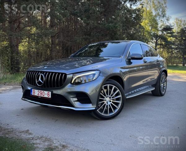 Grey Mercedes-Benz GLC 220 2016 in Jurmala, with an engine capacity of 2.20 L and mileage of 224 thousand km for 22000 €, photo 8 on AUTOMOTO.COM.LV