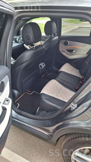 Pelēks Mercedes-Benz GLC 220 2016 Rīga, ar dzinēja tilpumu 2.20 L un nobraukumu 285 tūkst. km par 19500 €, foto 9 vietnē AUTOMOTO.COM.LV