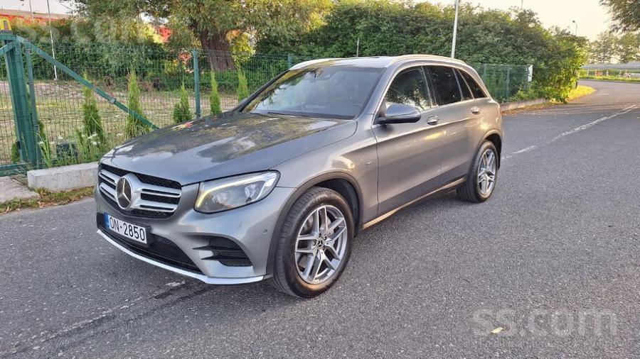 Pelēks Mercedes-Benz GLC 220 2016 Rīga, ar dzinēja tilpumu 2.20 L un nobraukumu 285 tūkst. km par 19500 €, foto 14 vietnē AUTOMOTO.COM.LV