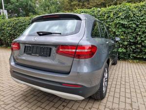 Pelēks Mercedes-Benz GLC 220 2016 Viļņa, ar dzinēja tilpumu 2.14 L un nobraukumu 280 tūkst. km par 14950 €, foto 8 vietnē AUTOMOTO.COM.LV