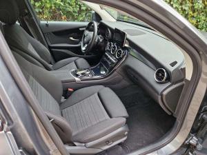 Pelēks Mercedes-Benz GLC 220 2016 Viļņa, ar dzinēja tilpumu 2.14 L un nobraukumu 280 tūkst. km par 14950 €, foto 19 vietnē AUTOMOTO.COM.LV