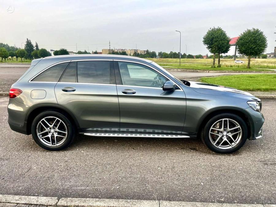 Grey Mercedes-Benz GLC 220 2016 in Kaunas, with an engine capacity of 2.20 L and mileage of 239 thousand km for 17250 €, photo 12 on AUTOMOTO.COM.LV