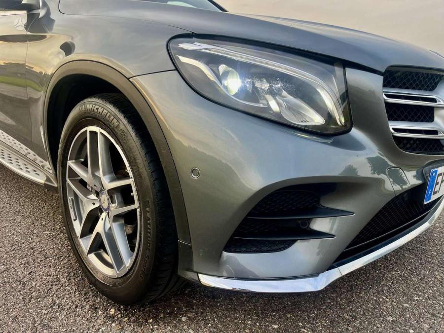 Grey Mercedes-Benz GLC 220 2016 in Kaunas, with an engine capacity of 2.20 L and mileage of 239 thousand km for 17250 €, photo 15 on AUTOMOTO.COM.LV