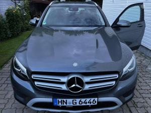 Grey Mercedes-Benz GLC 220 2016 in Vilnius, with an engine capacity of 2.14 L and mileage of 280 thousand km for 14650 €, photo 3 on AUTOMOTO.COM.LV