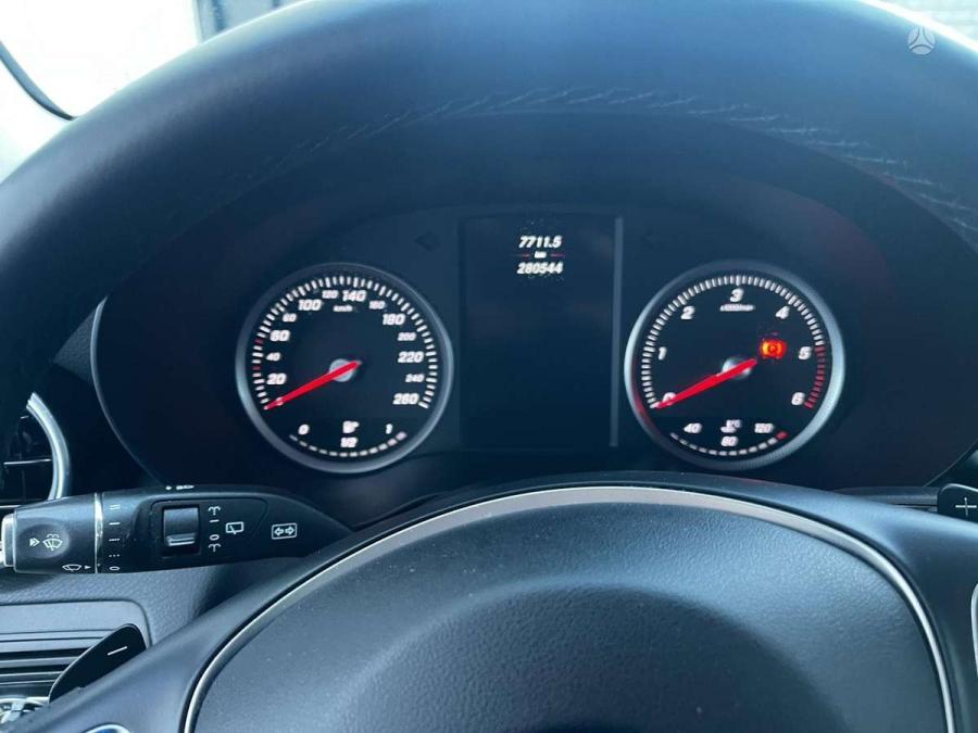 Grey Mercedes-Benz GLC 220 2016 in Vilnius, with an engine capacity of 2.14 L and mileage of 280 thousand km for 14650 €, photo 15 on AUTOMOTO.COM.LV