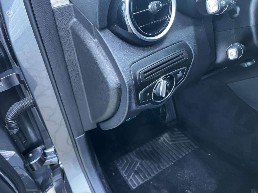 Grey Mercedes-Benz GLC 220 2016 in Vilnius, with an engine capacity of 2.14 L and mileage of 280 thousand km for 14650 €, photo 16 on AUTOMOTO.COM.LV