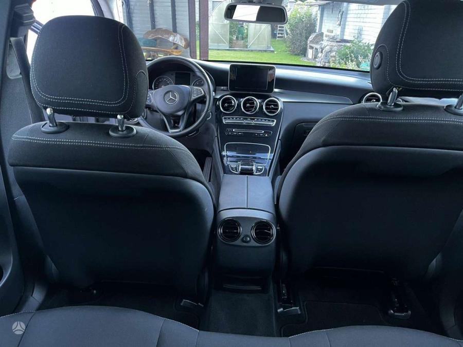 Grey Mercedes-Benz GLC 220 2016 in Vilnius, with an engine capacity of 2.14 L and mileage of 280 thousand km for 14650 €, photo 18 on AUTOMOTO.COM.LV
