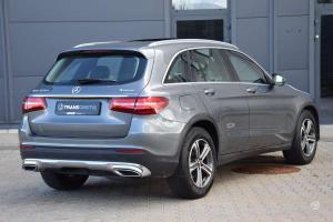 Pelēks Mercedes-Benz GLC 220 2016 Viļņa, ar dzinēja tilpumu 2.14 L un nobraukumu 269 tūkst. km par 15200 €, foto 13 vietnē AUTOMOTO.COM.LV