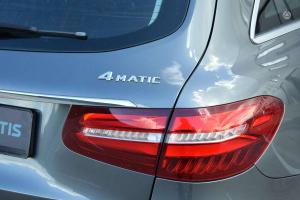 Pelēks Mercedes-Benz GLC 220 2016 Viļņa, ar dzinēja tilpumu 2.14 L un nobraukumu 269 tūkst. km par 15200 €, foto 15 vietnē AUTOMOTO.COM.LV