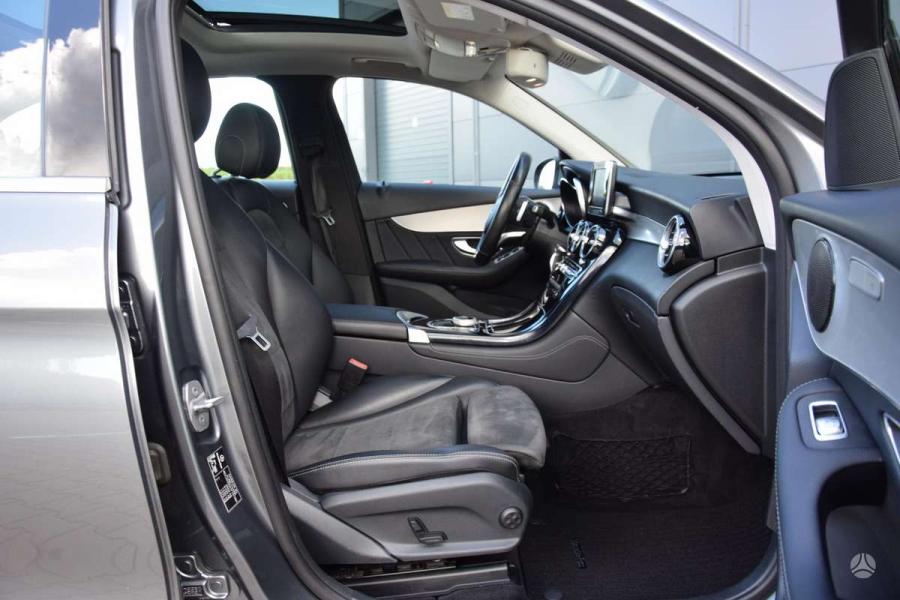 Pelēks Mercedes-Benz GLC 220 2016 Viļņa, ar dzinēja tilpumu 2.14 L un nobraukumu 269 tūkst. km par 15200 €, foto 22 vietnē AUTOMOTO.COM.LV