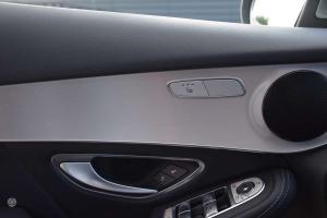 Pelēks Mercedes-Benz GLC 220 2016 Viļņa, ar dzinēja tilpumu 2.14 L un nobraukumu 269 tūkst. km par 15200 €, foto 28 vietnē AUTOMOTO.COM.LV