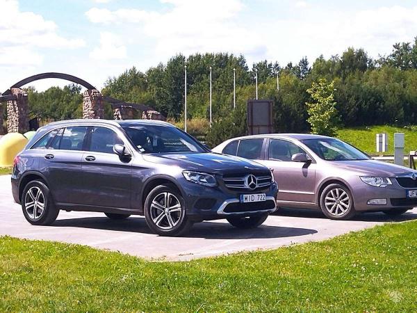 Mercedes-Benz GLC 220 2016 in Vilnius on AUTOMOTO.COM.LV Grey Mercedes-Benz GLC 220 2016 in Vilnius, with an engine capacity of 2.14 L and mileage of 276 thousand km for 15000 €, photo 4 on AUTOMOTO.COM.LV