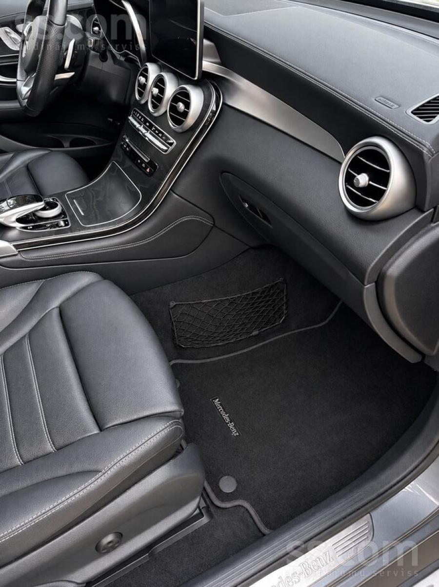 Pelēks Mercedes-Benz GLC 220 2016 Rīga, ar dzinēja tilpumu 2.20 L un nobraukumu 232 tūkst. km par 19900 €, foto 7 vietnē AUTOMOTO.COM.LV