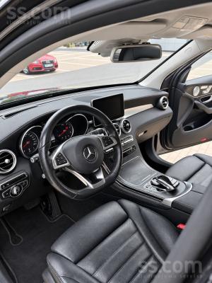 Pelēks Mercedes-Benz GLC 220 2016 Rīga, ar dzinēja tilpumu 2.20 L un nobraukumu 232 tūkst. km par 19900 €, foto 9 vietnē AUTOMOTO.COM.LV