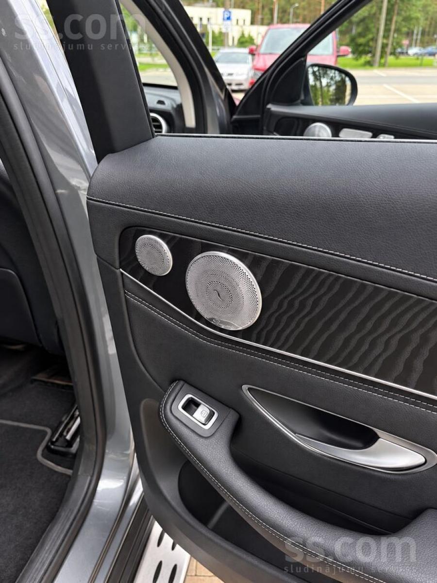 Pelēks Mercedes-Benz GLC 220 2016 Rīga, ar dzinēja tilpumu 2.20 L un nobraukumu 232 tūkst. km par 19900 €, foto 18 vietnē AUTOMOTO.COM.LV